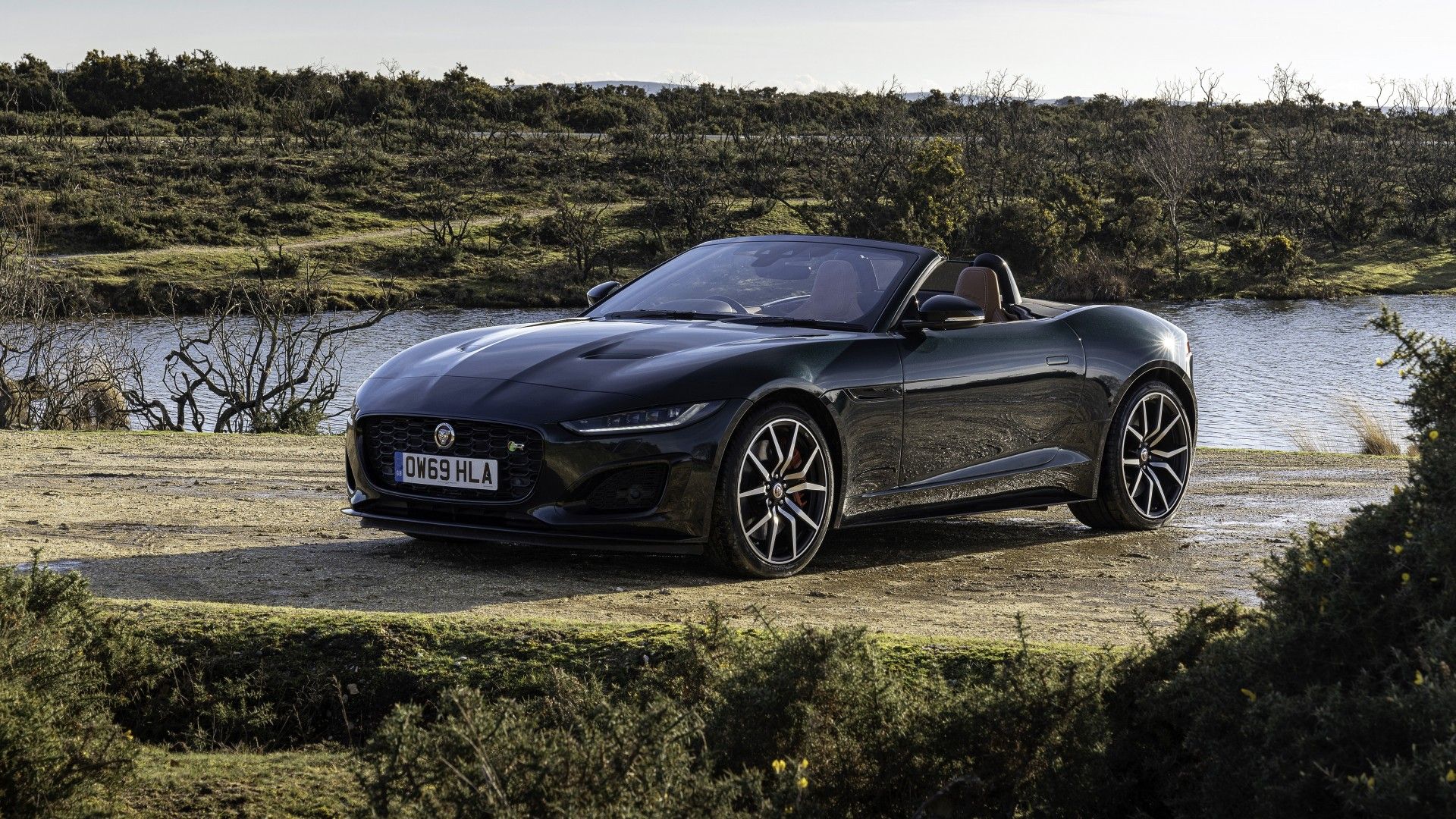 A Guide To Buying A 2023 Jaguar F-Type
