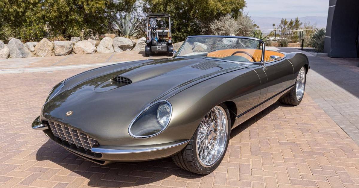 10 Cars That Perfectly Suit A Mafia Lifestyle