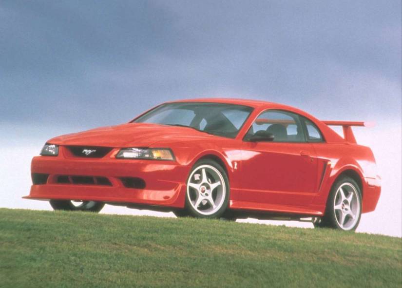 Why The 400-HP Ford Mustang SVT Cobra R Was Peak 90s Muscle Car
