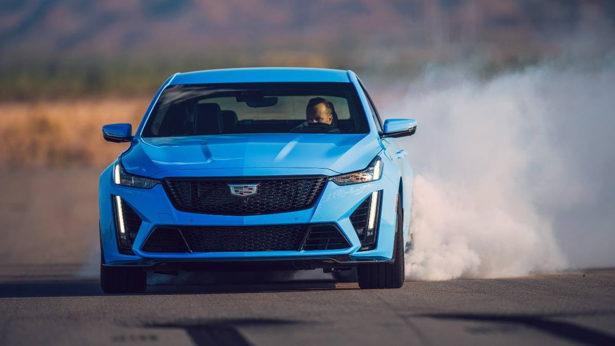 10 High-Performance Sedans That Accelerate Like A Supercar