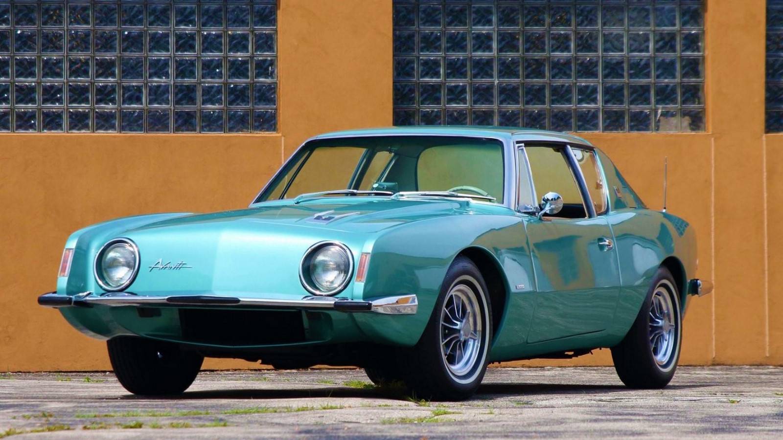 10 Classic American Cars That Are More Trouble Than They're Worth