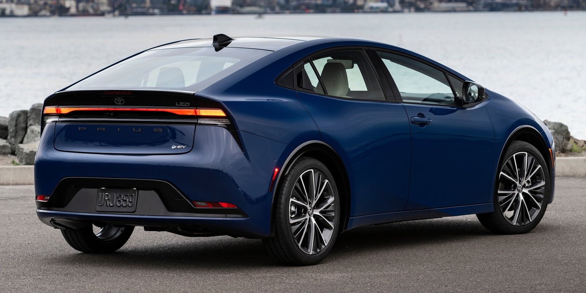 A Guide To Buying A 2023 Toyota Prius