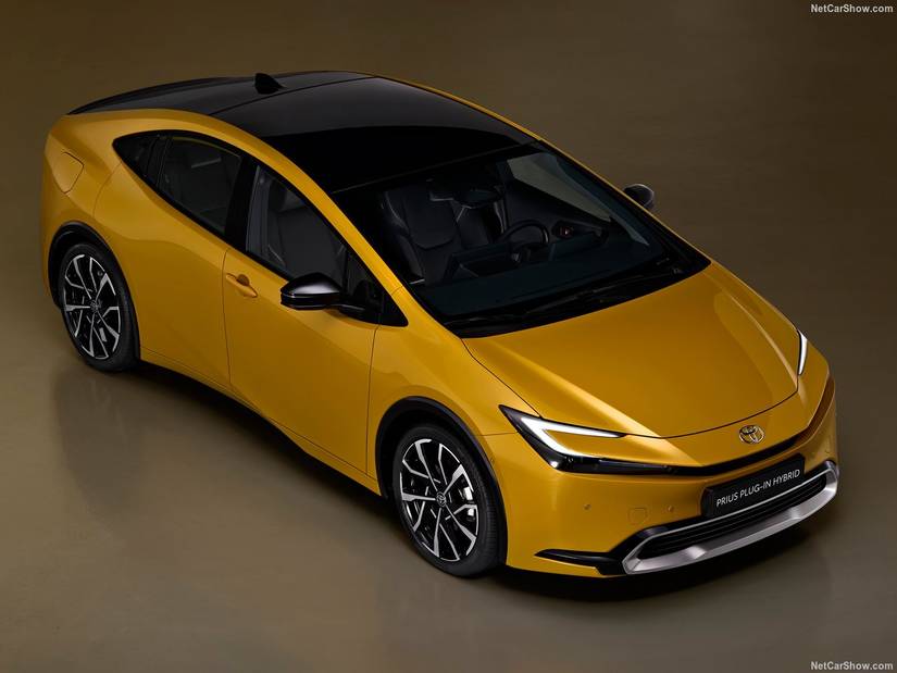 5 Things We Like About The 2023 Toyota Prius Prime (5 Reasons We’d Buy ...