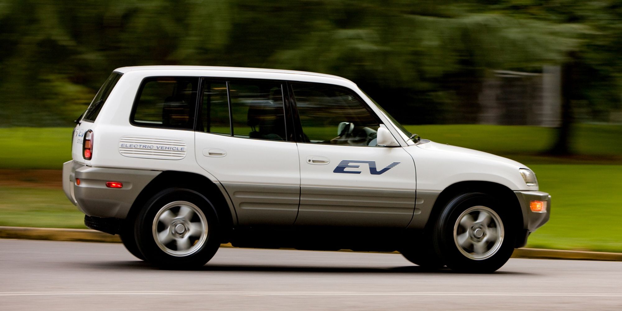 A Guide To Buying A 1995-2000 Toyota RAV4