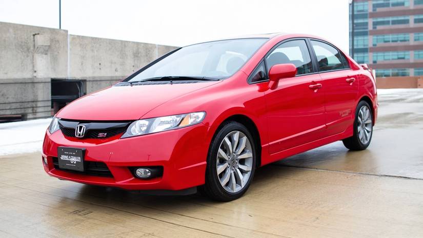 10 Reasons Why You Should Consider Buying The 8th-Gen Honda Civic Si