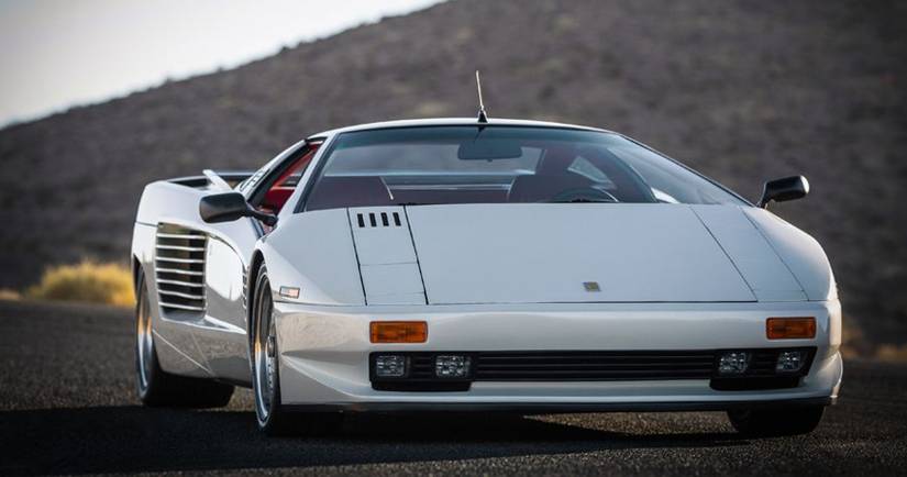 10 Supercars That Were Doomed From The Start