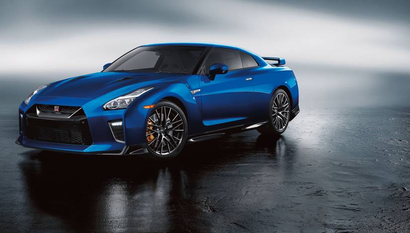 These Spacious Sports Cars Are Perfect For Large People
