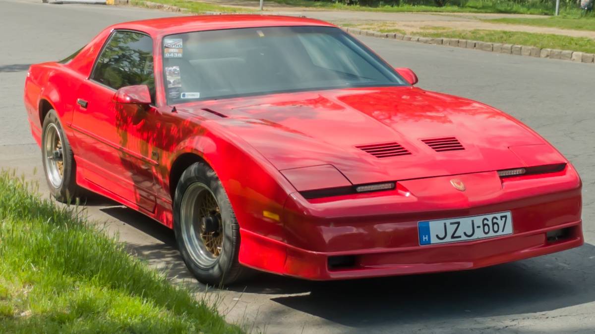 10 Proper American Sports Cars That Are Surprisingly Cheap To Own And ...