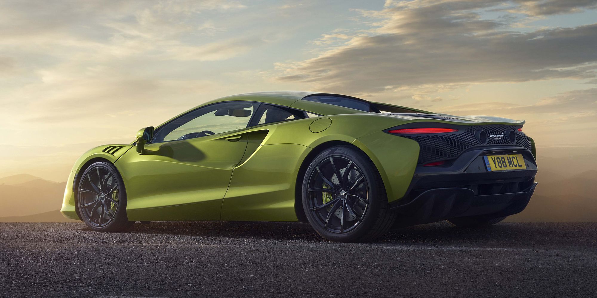 A Guide To Buying A 2023 McLaren Artura