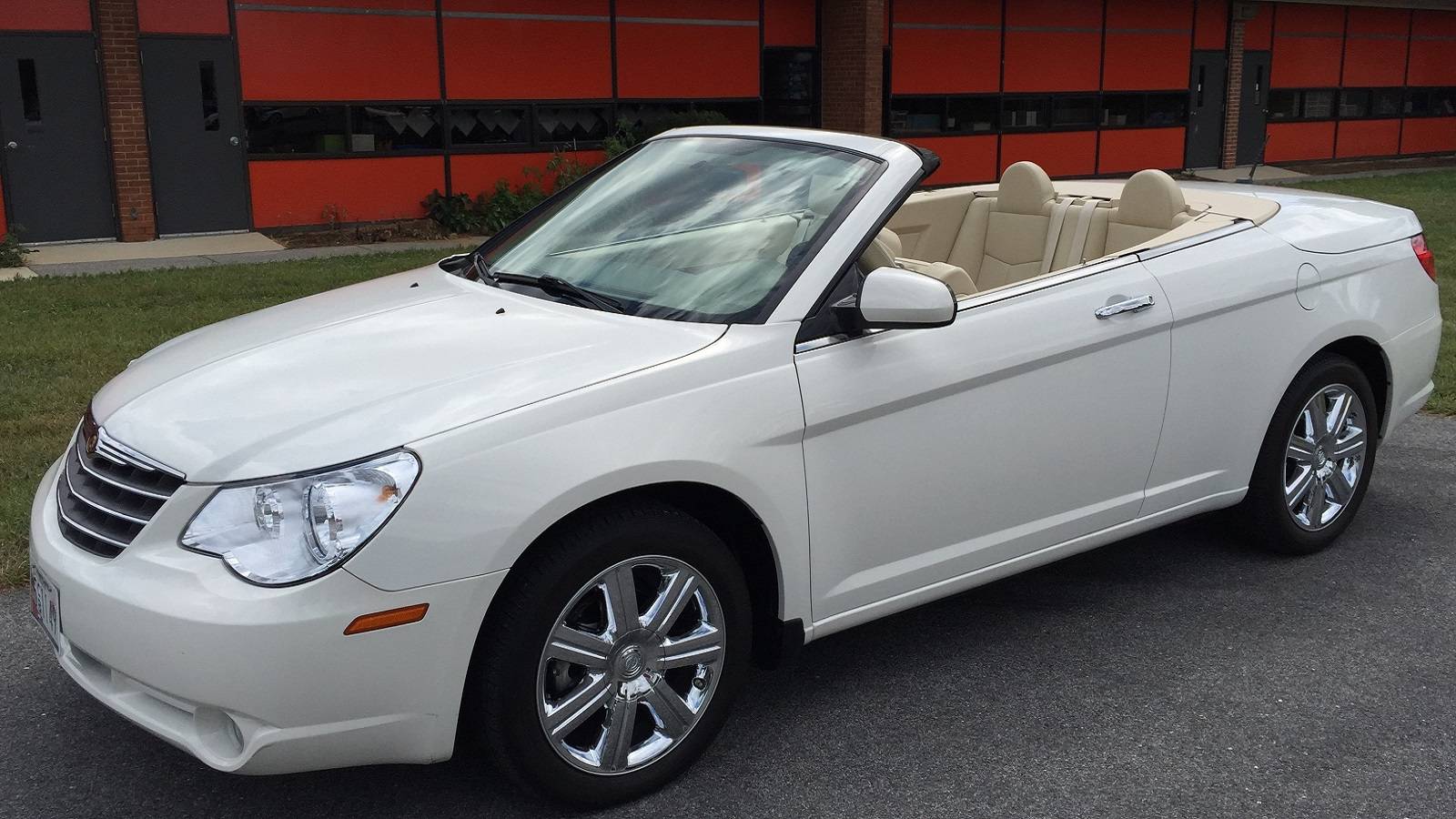 10 American Convertibles That'll Bankrupt You Through Maintenance And ...