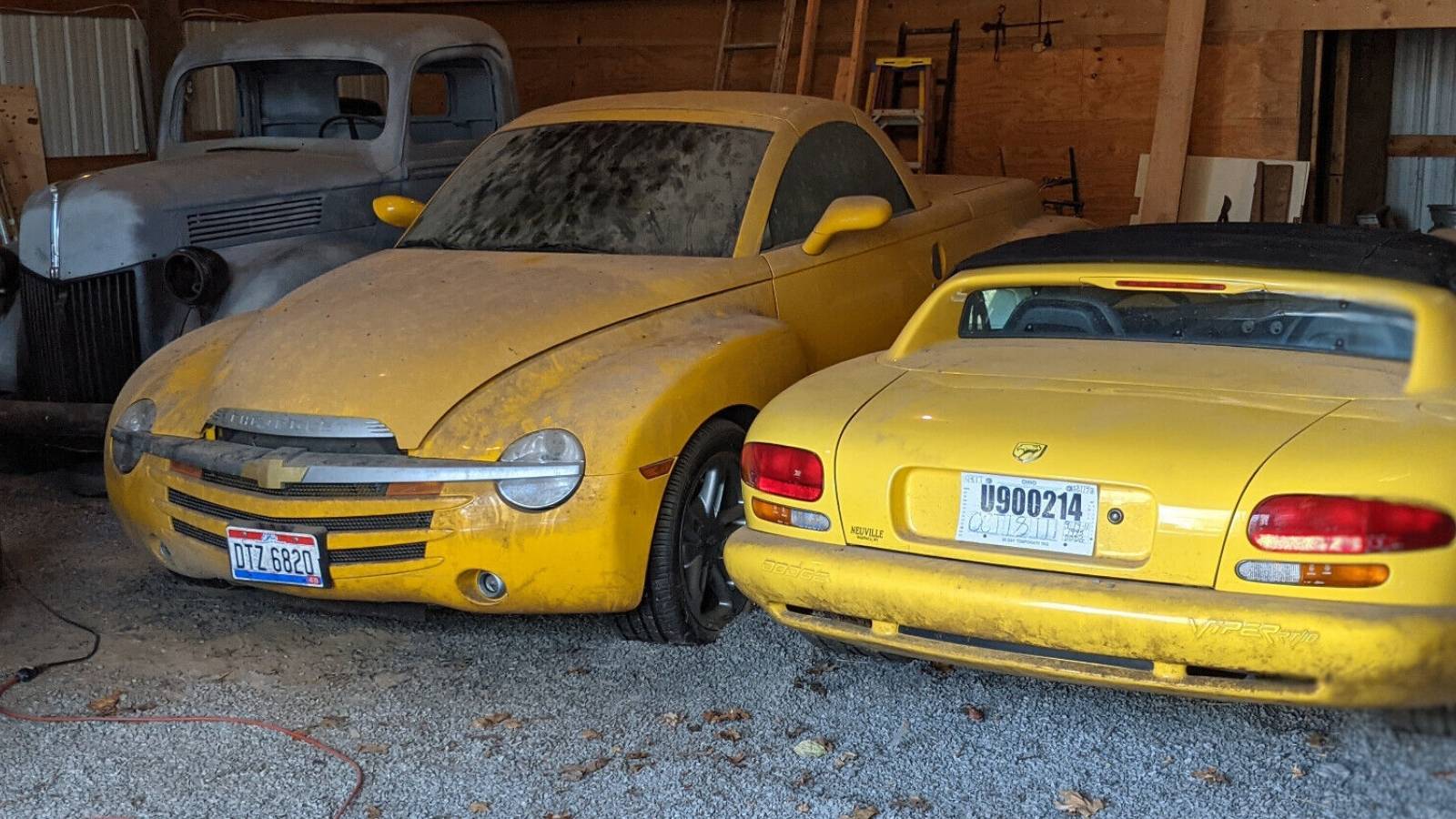 This 2005 Chevrolet SSR Hasn't Seen The Light Of Day After Just 950 Miles