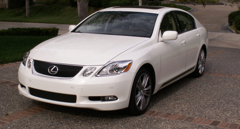 10 Pre-2010s Luxury Cars That Will Run Forever
