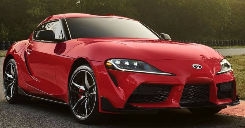 10 Safest Sports Cars With The Best Crash Test Ratings