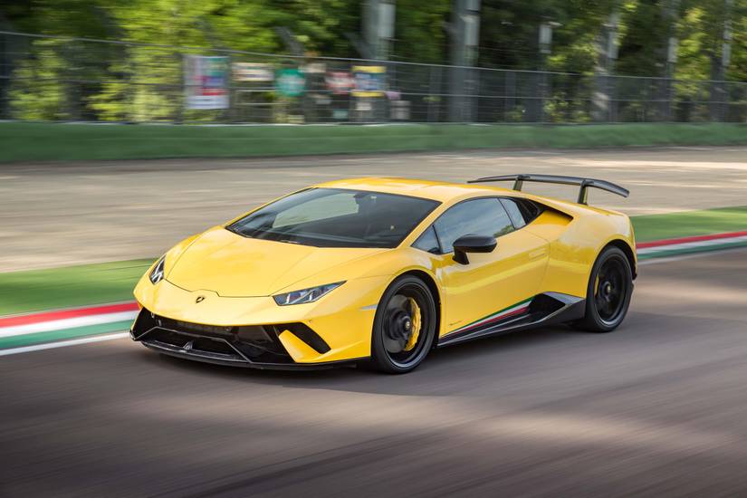 Top 10 Best-Looking Sports Cars To Wear Yellow