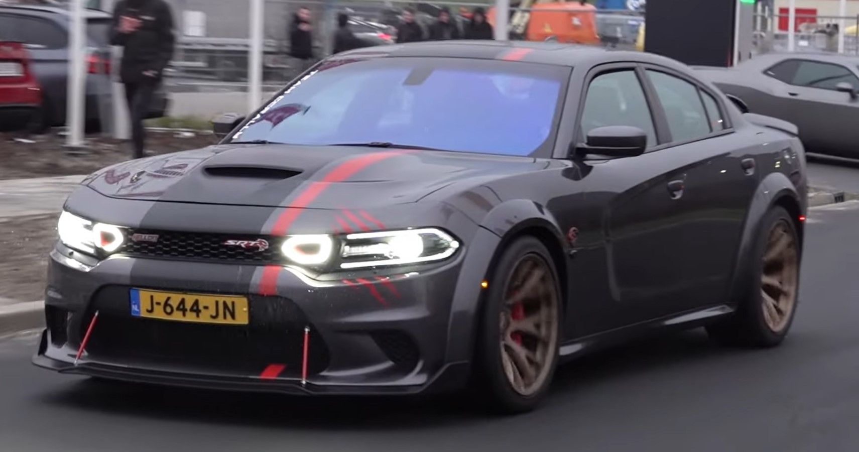 Watch This Twin-Turbo Dodge Charger Hellcat Make More Power Than Modern ...
