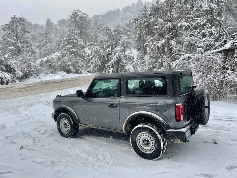 Here's Why The Base Ford Bronco Is The Most Enthusiastic One To Have