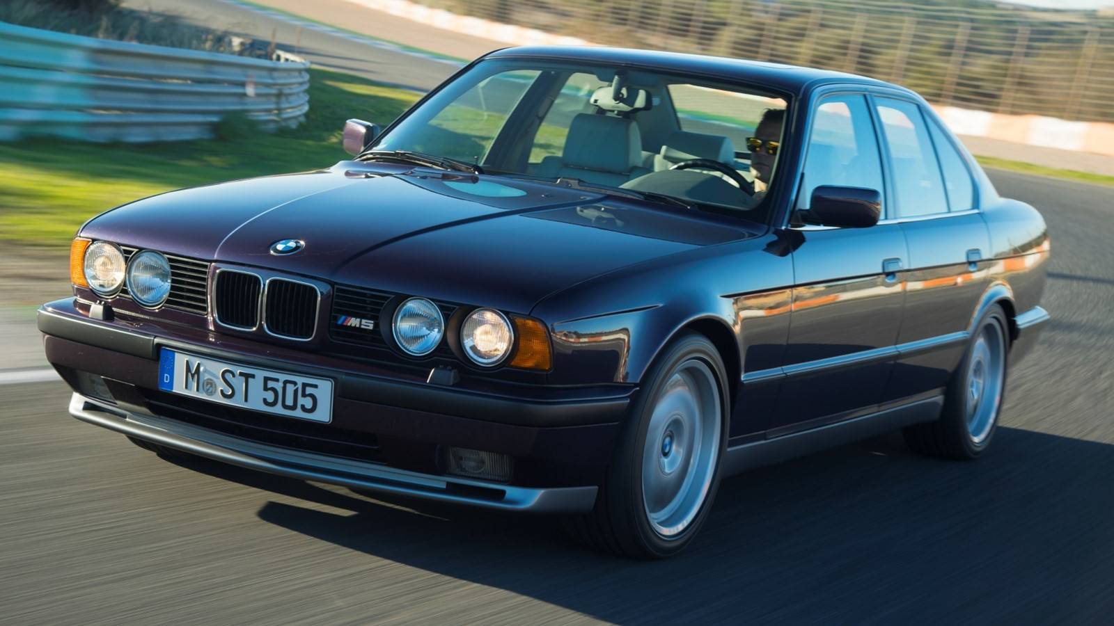 10 Awesome European Classic Cars To Own
