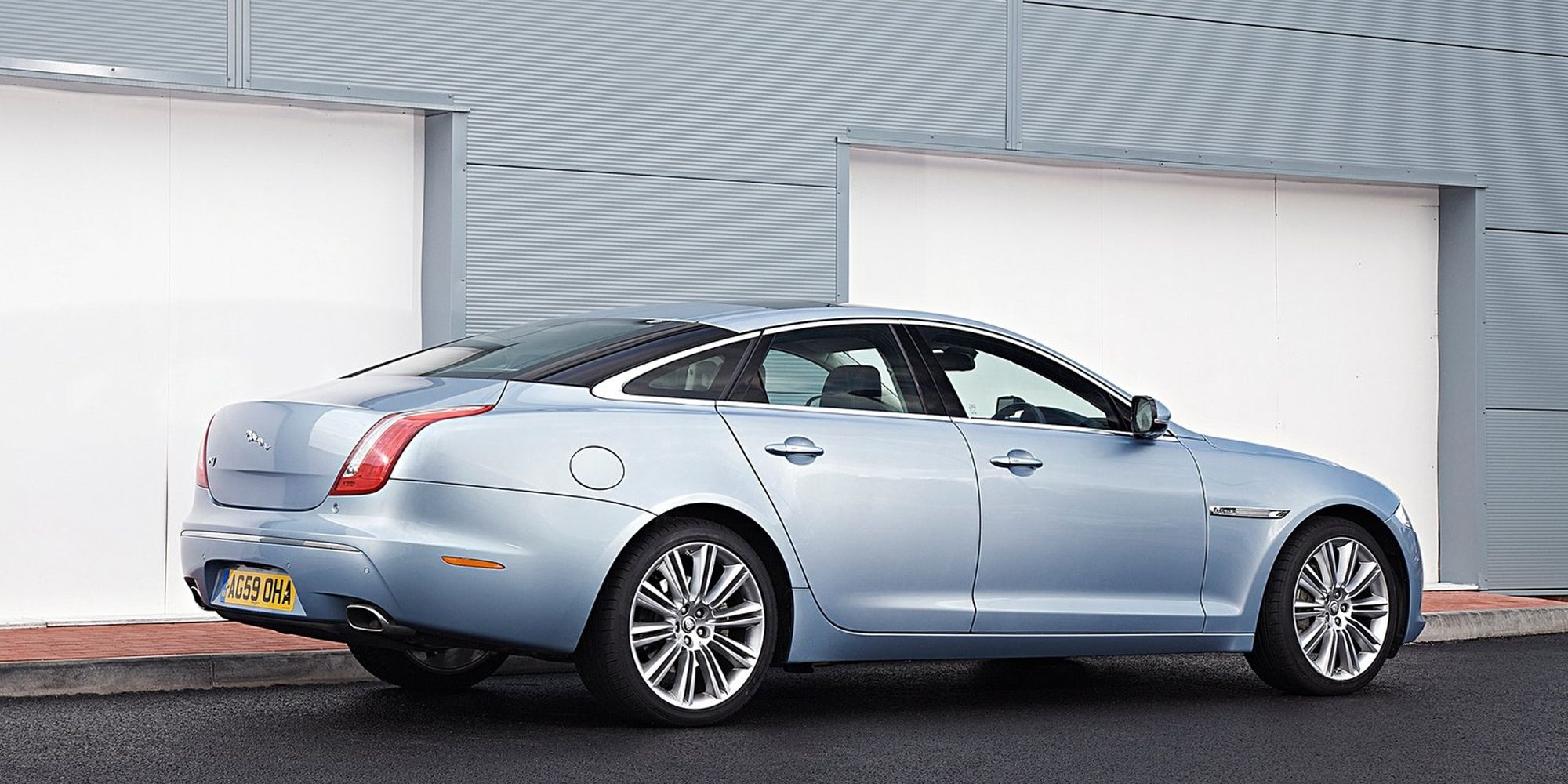 2011-2019 Jaguar XJ (X351): Prices, Specs, And Features