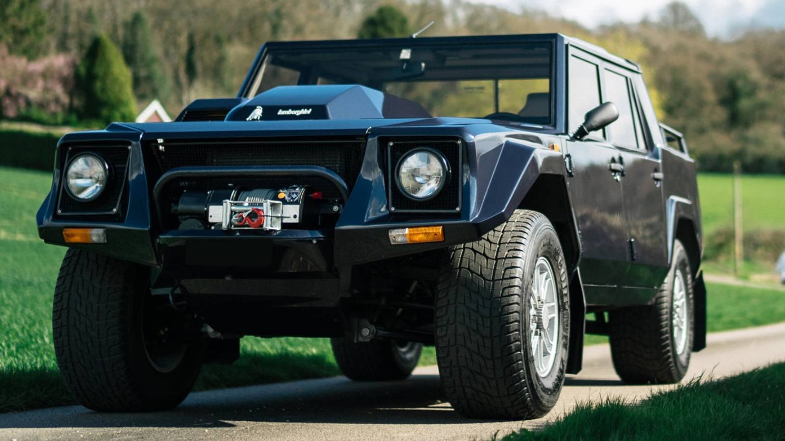 How Lamborghini Copied Ford’s Idea To Build The LM002