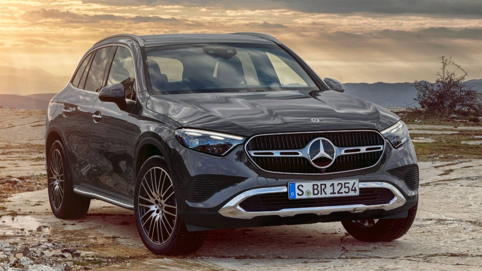 10 Overpriced SUVs That Fall Short On Performance