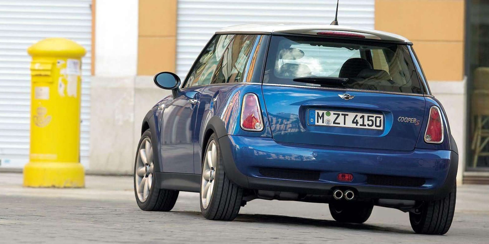 2002-2006 Mini Hatch: Prices, Specs, And Features