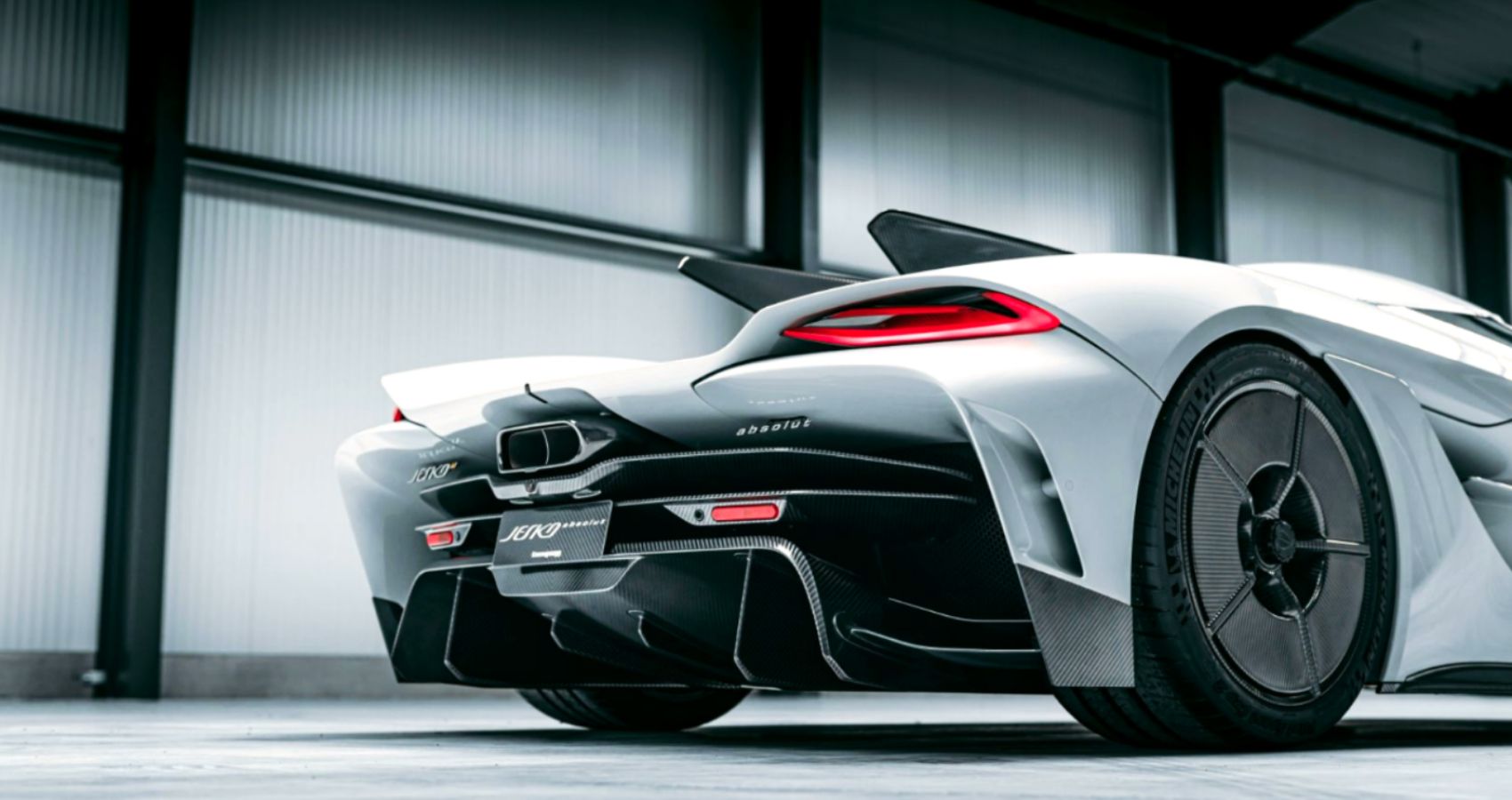 The World's Fastest Car And Its Top Speed, In Theory: Koenigsegg Jesko ...