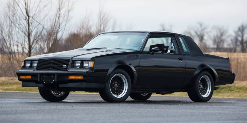 10 Classic Cars That Outshine The 2024 Ford Mustang