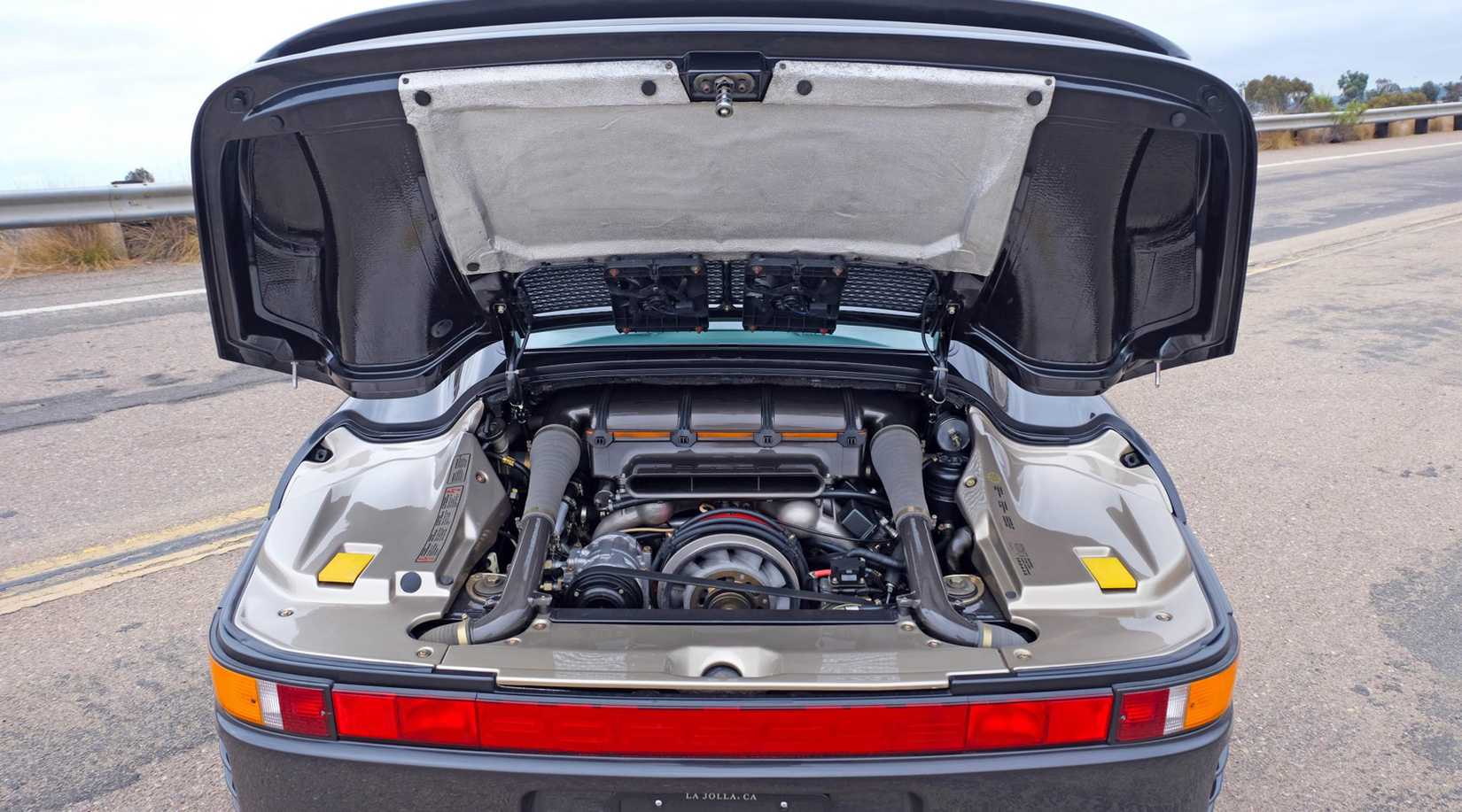 This AWD Porsche Was The World's Fastest Production Car In The '80s