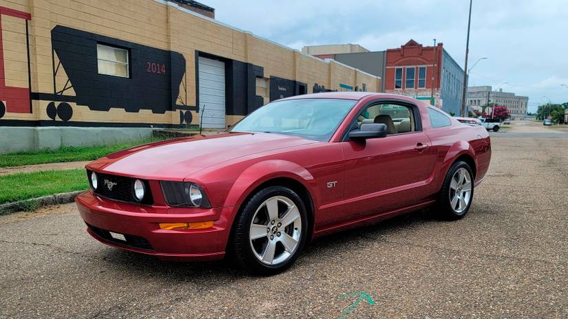 10 Insanely Fast RWD Cars For Gearheads Under $20,000