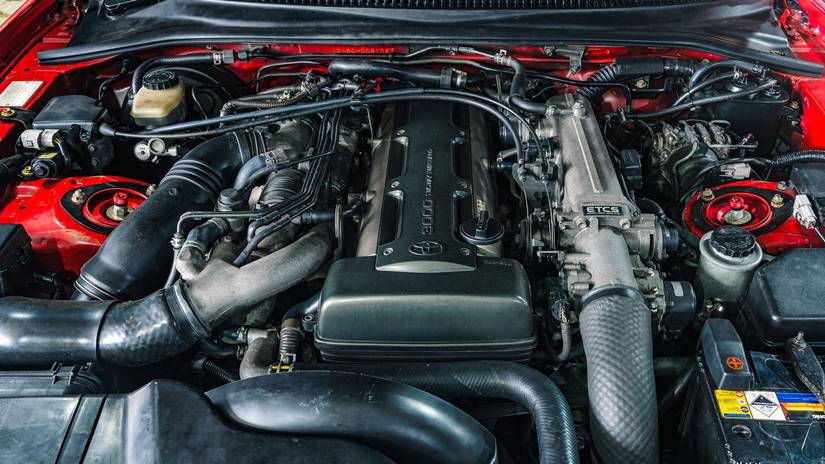 10 Inline-Six Engines That'll Last You 500,000 Miles