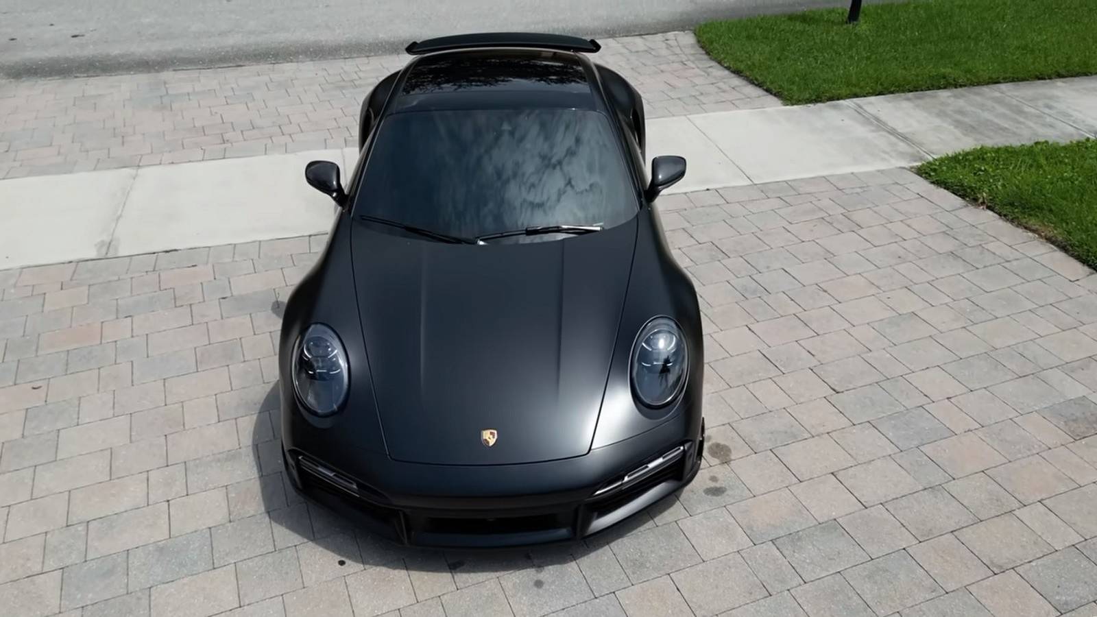 Here's What Happens When You Give A 992 Porsche 911 Turbo S 1,000 HP
