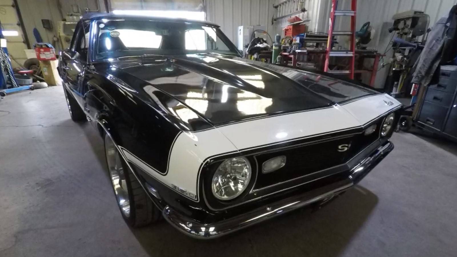 This 700-HP 1968 Chevrolet Camaro Sleeper Hides A Cadillac CTS-V Engine