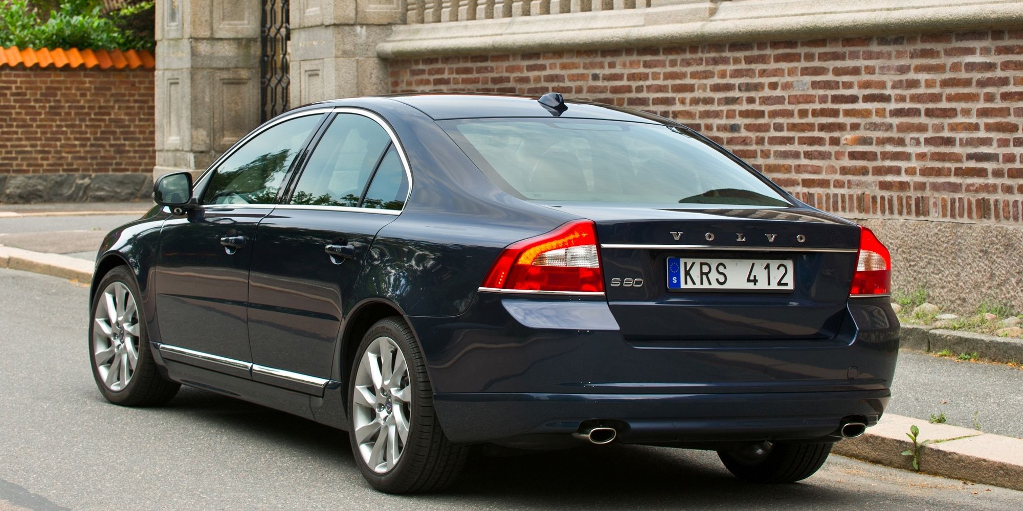 2007-2016 Volvo S80: Prices, Specs, And Features