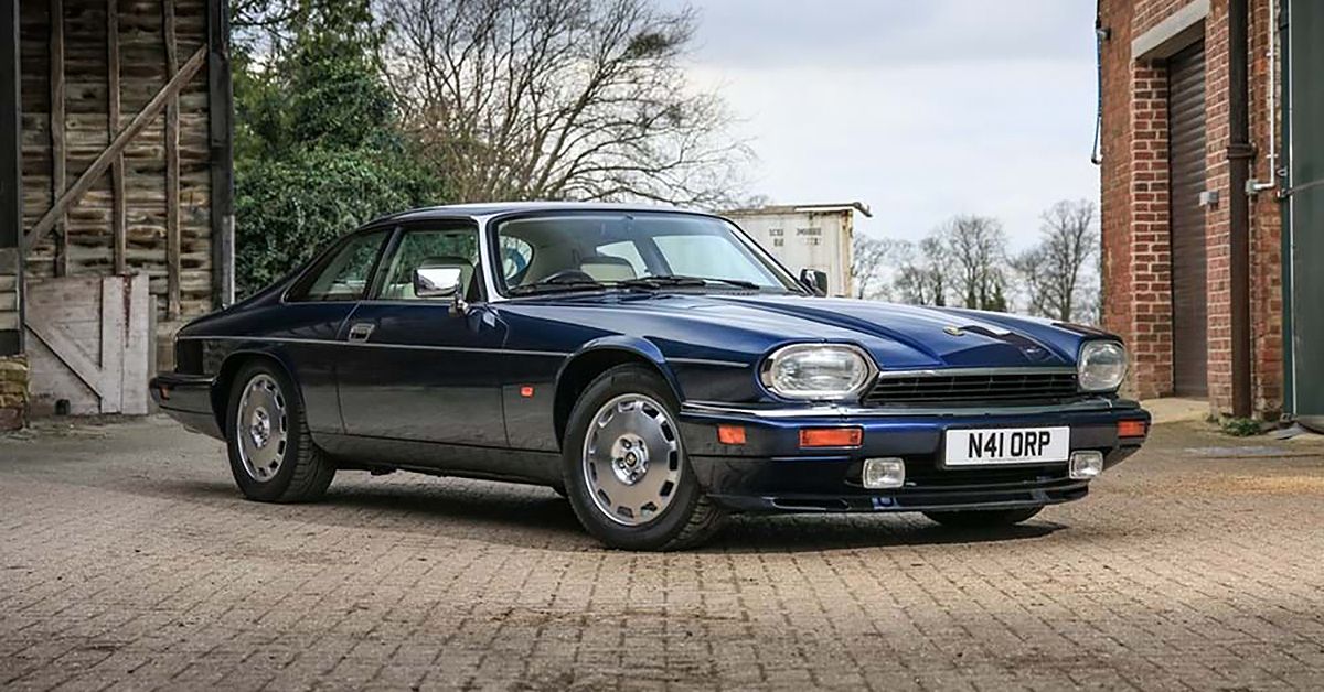 10 Vintage Luxury Cars That Will Never Go Out Of Style