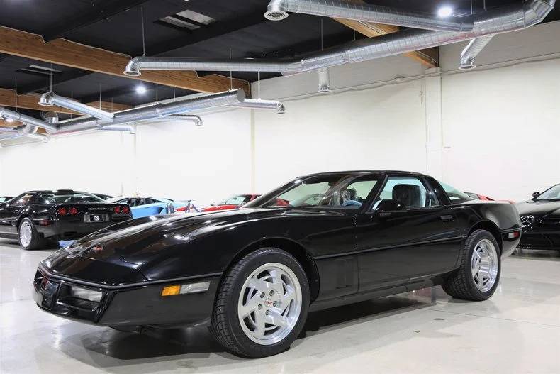 This 30 Miles Chevrolet Corvette ZR-1 Is A Sports Car Collectors Dream