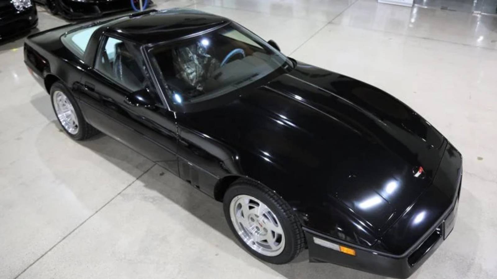 This 30 Miles Chevrolet Corvette ZR-1 Is A Sports Car Collectors Dream