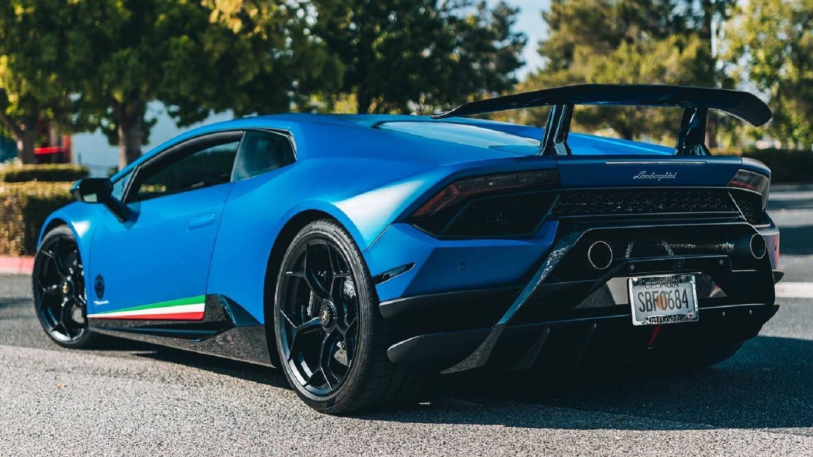This 2000-HP Lamborghini Huracan Performante Is A Celebration Of Life