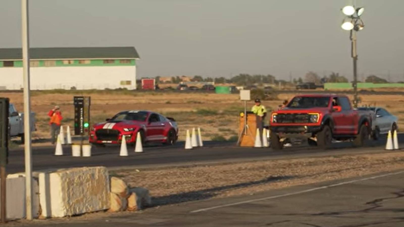 See The Ford F-150 Raptor R Crush A Ford Shelby Mustang GT500 In This ...