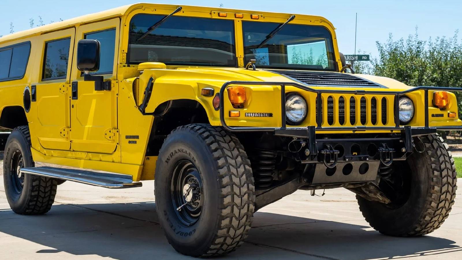 10 Indestructible Classic SUVs Worth Their Weight In Gold