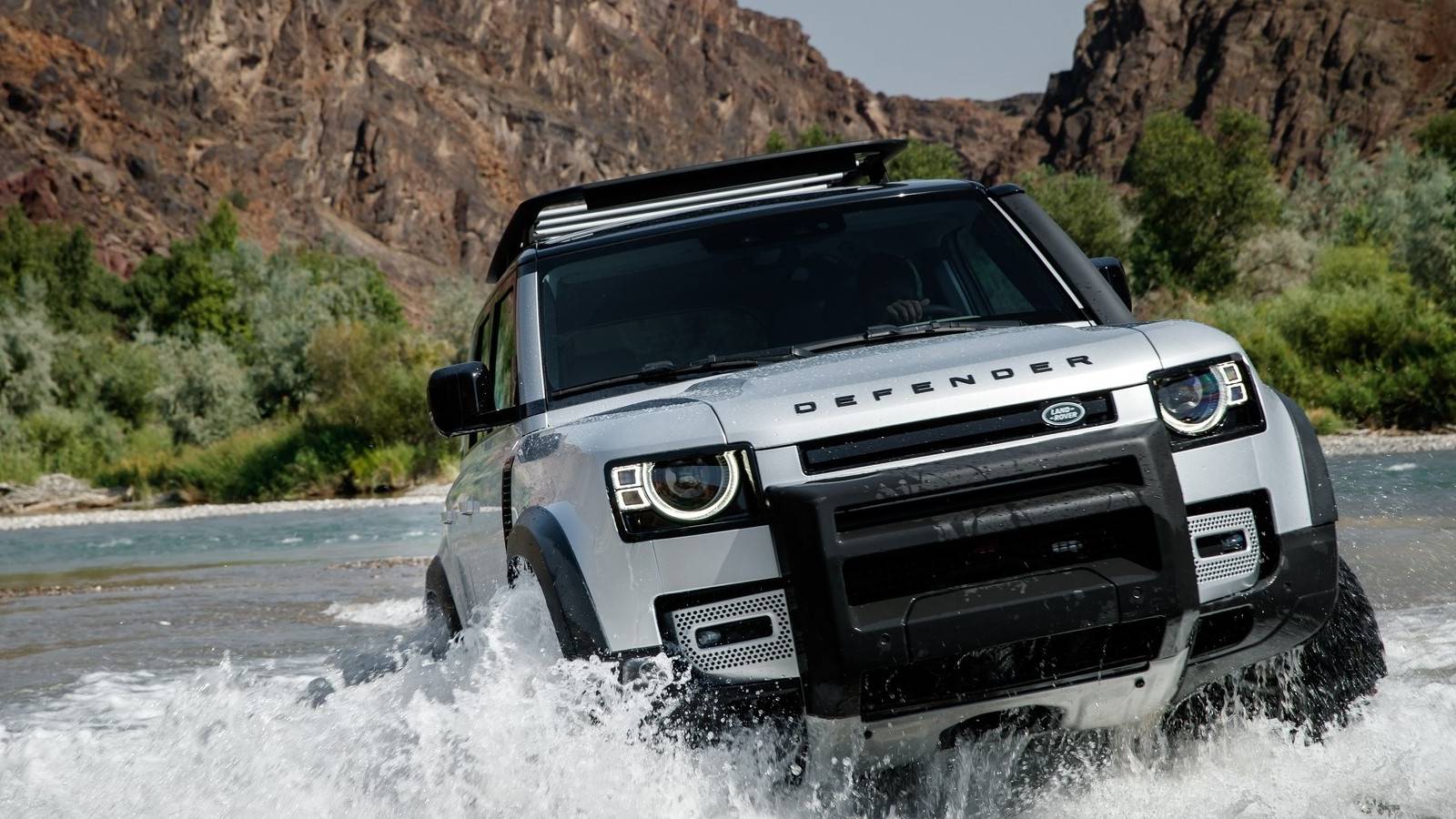 Report: JLR’s Baby Defender Is Finally Coming in 2027 And It’s Electric
