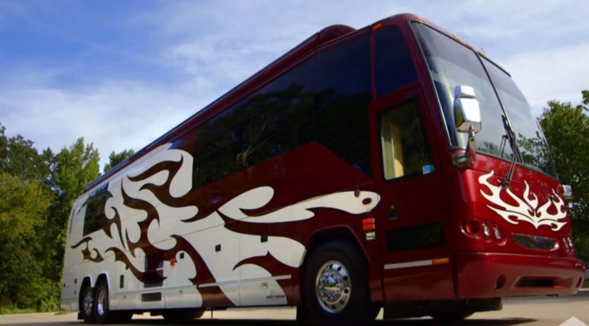 10 Biggest Celebrity Motorhomes For Living The Sweet Life