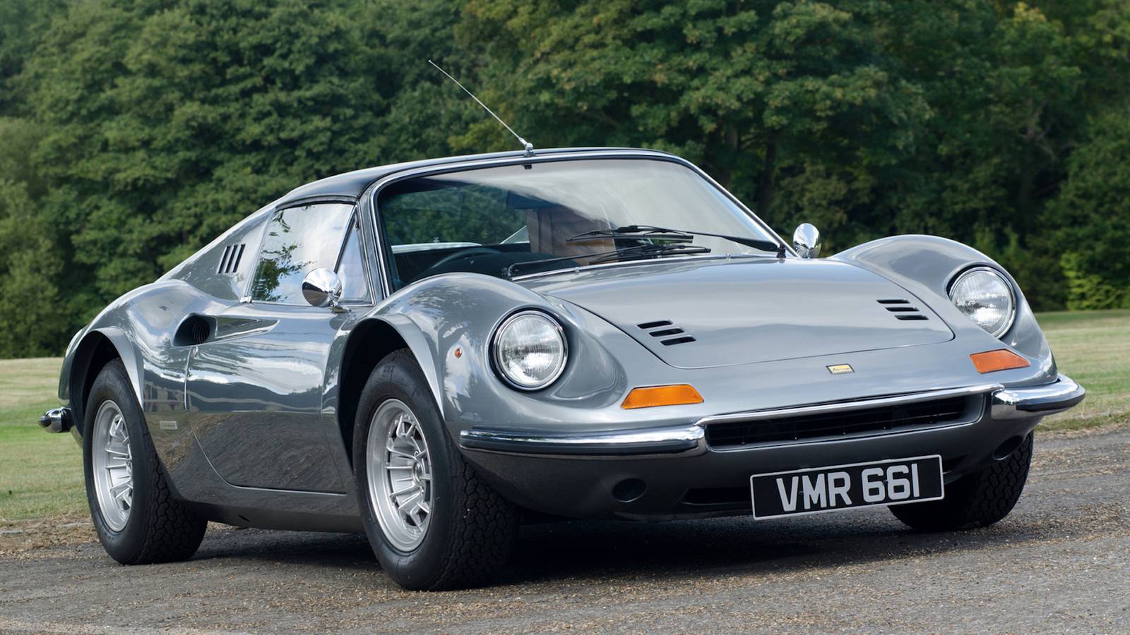 10 V6 Classic Cars That Still Rule The Road