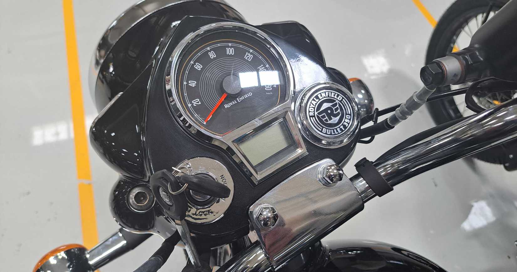 Here's Why The 2024 Royal Enfield Bullet 350's Retro Goodness Is Unmissable