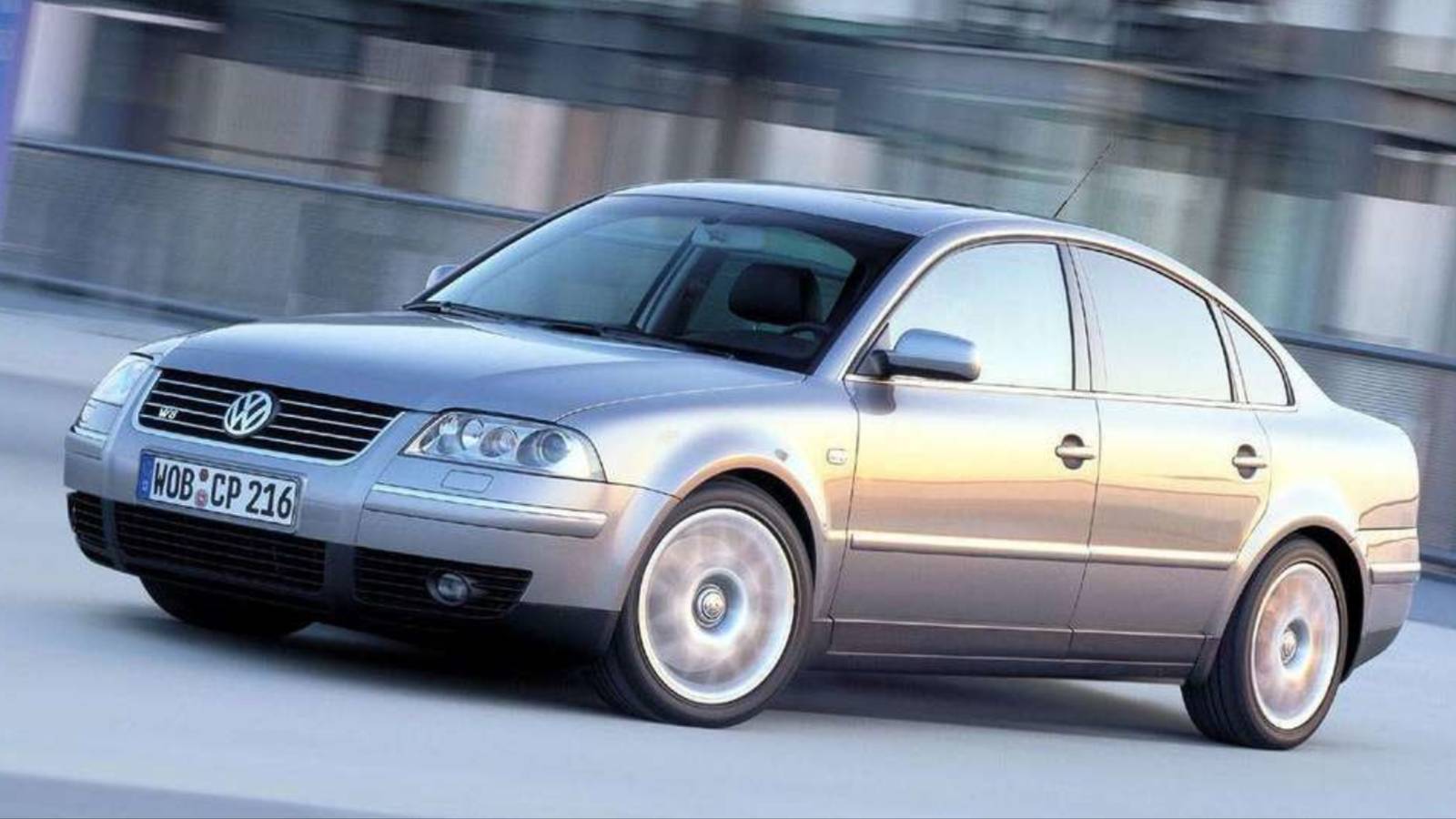 Why This Early 2000s German Sedan With A Weird 8-Cylinder Engine Failed ...