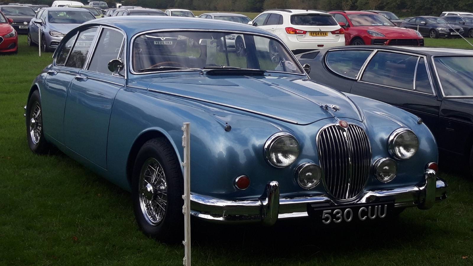 10 British Luxury Cars That Combine Longevity With Elegance