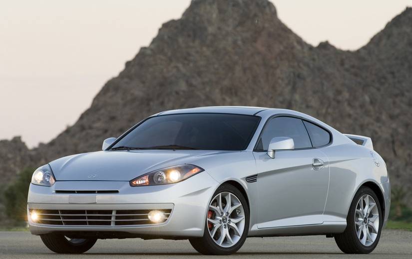 Don't Believe The Hate: Hyundai Tiburon Sports Car, Pros & Cons
