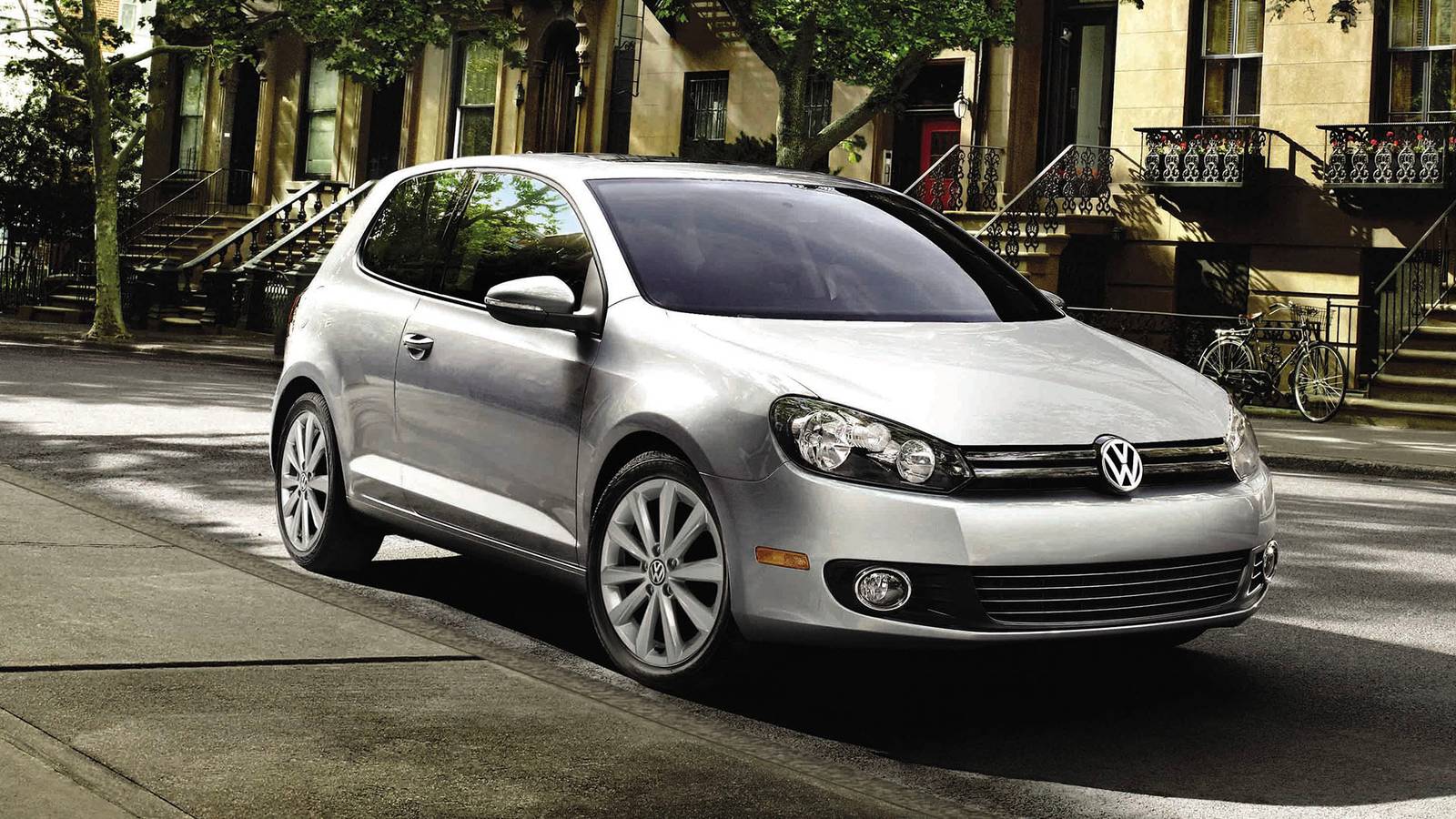 The Volkswagen Golf TDI Is A Forgotten German Hatchback That Gets 42 ...