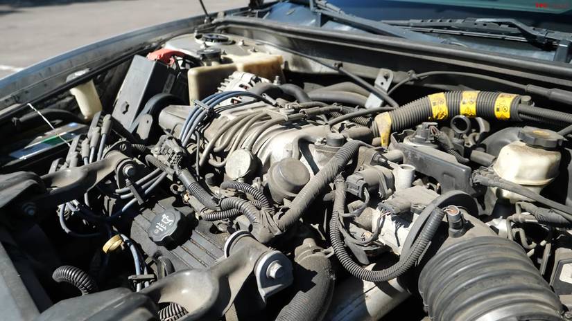 The Overlooked '90s American Sports Sedan That Packs A Factory ...