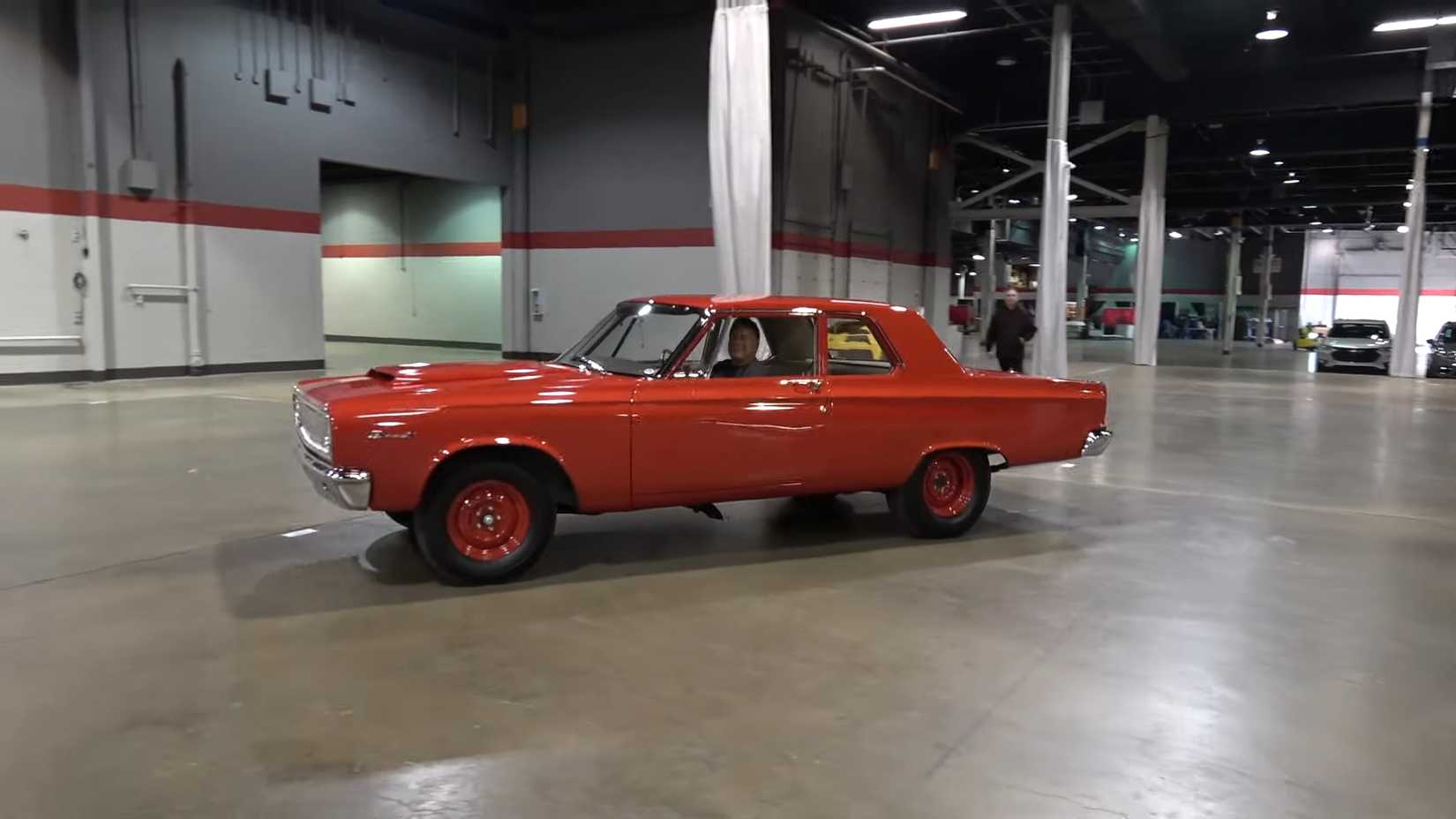 10 Legendary Mopar Muscle Cars Everyone Needs To Know