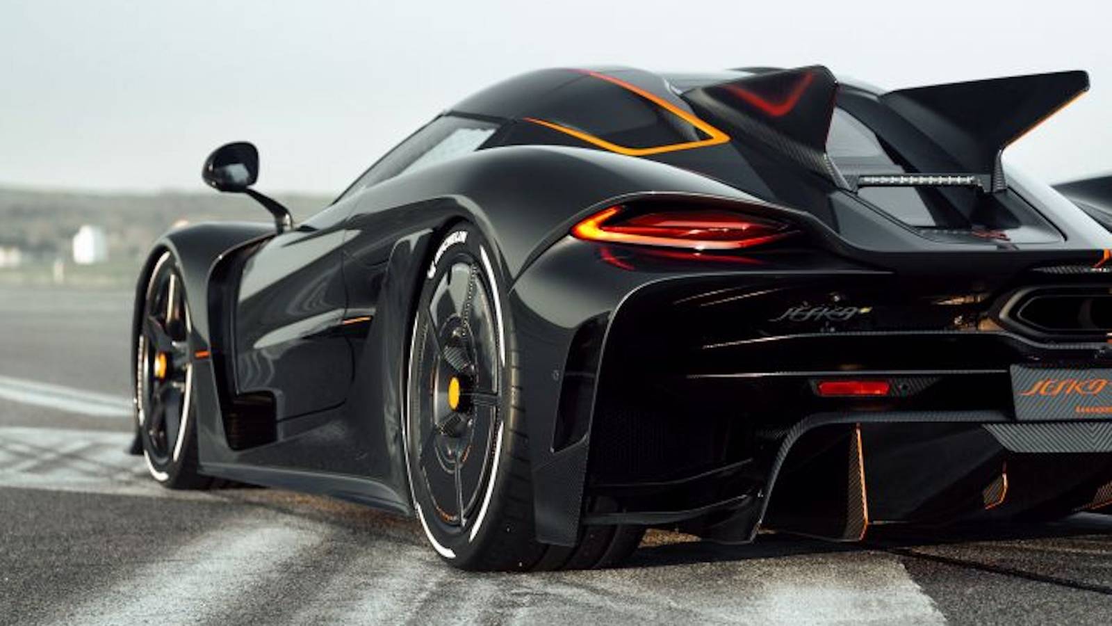 The World's Fastest Car And Its Top Speed, In Theory: Koenigsegg Jesko ...